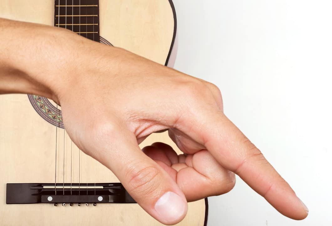 How To Strum A Guitar: A Guide For Beginners